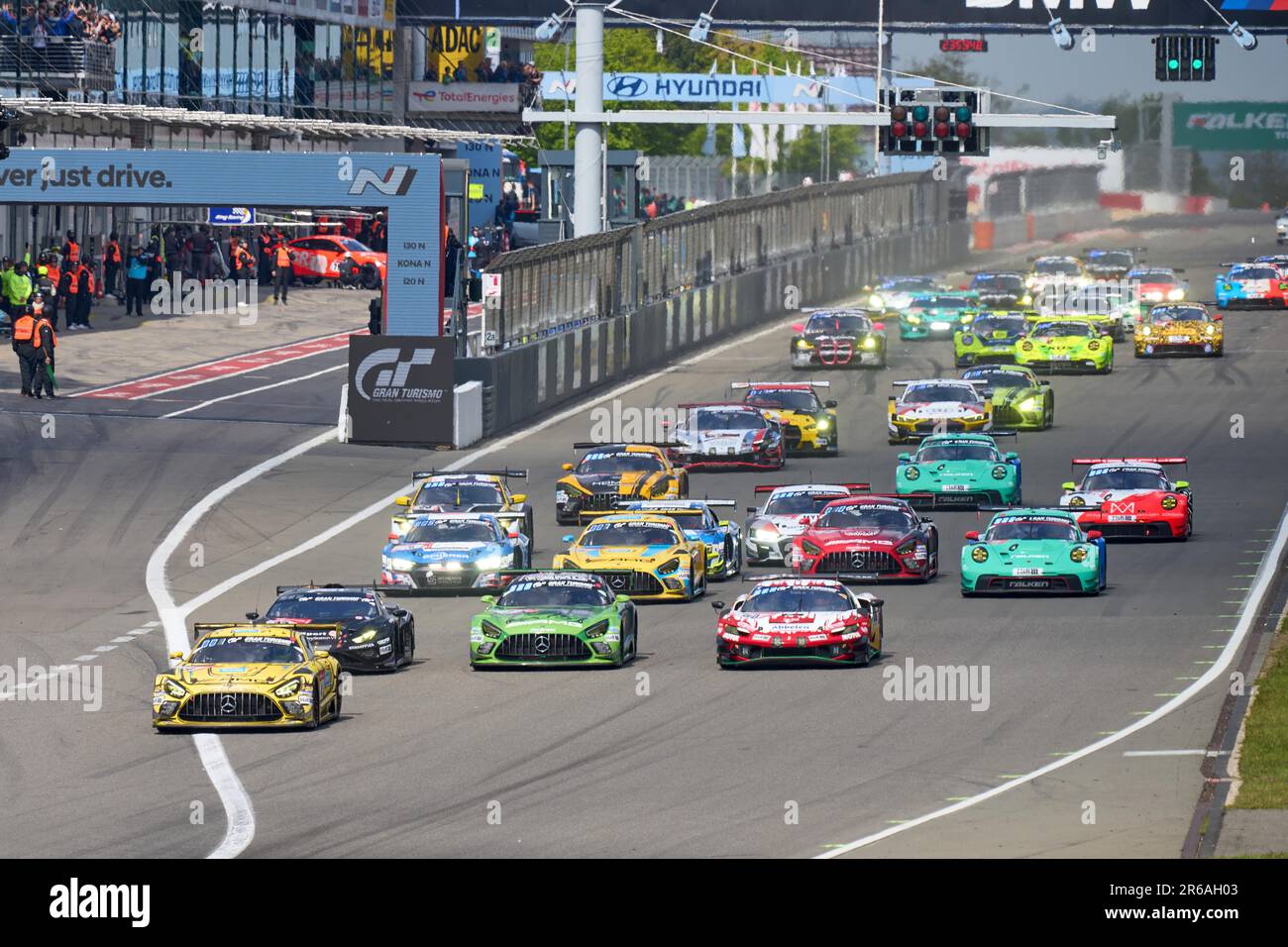 Start of the 24-hour race at the Nuerburgring race track Nuerburg ...