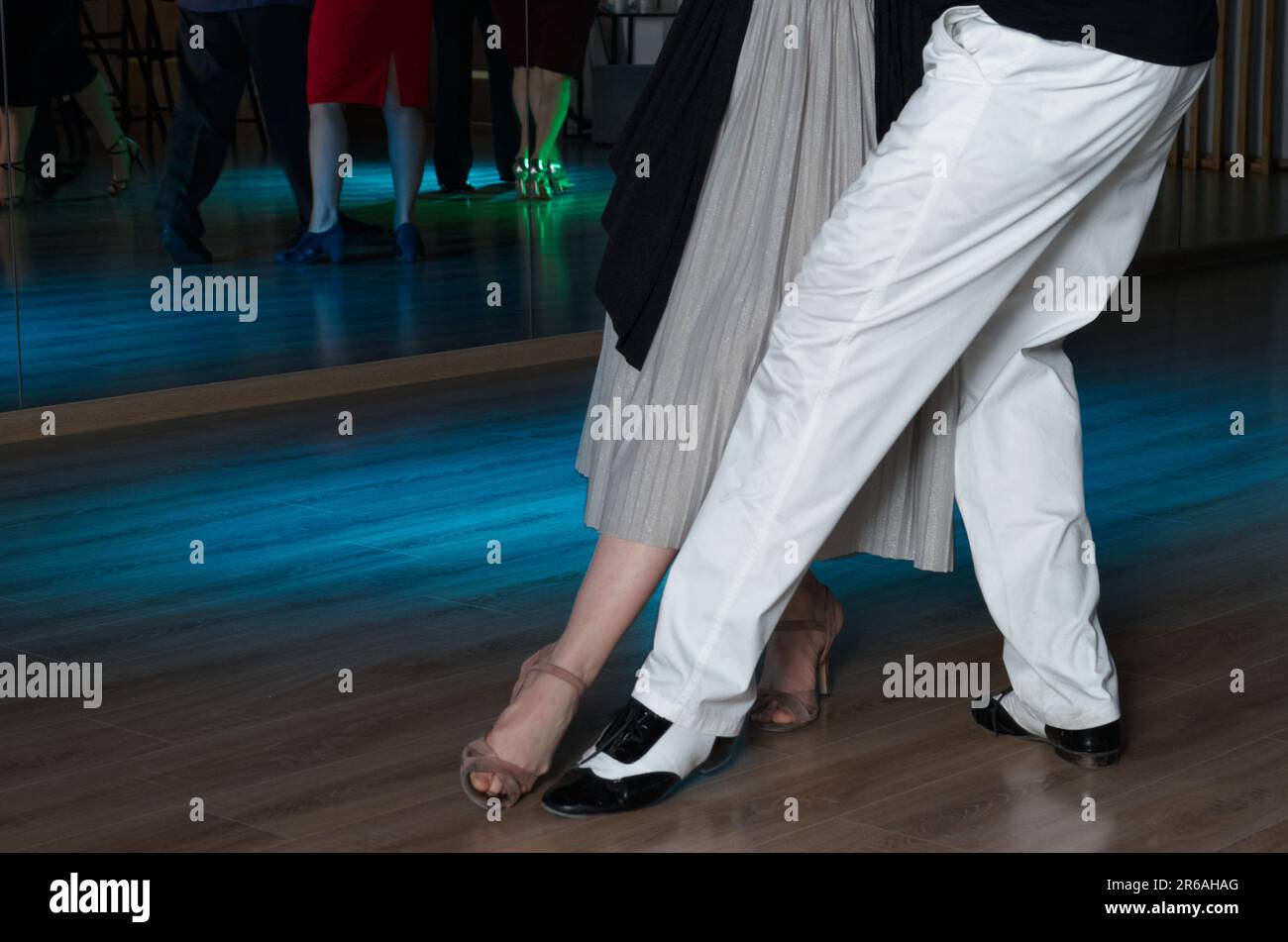 Feet of a couple of dancers Stock Photo - Alamy