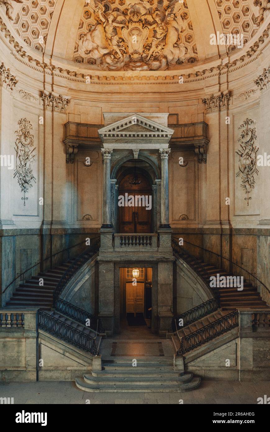 Symmetrical church hi-res stock photography and images - Alamy