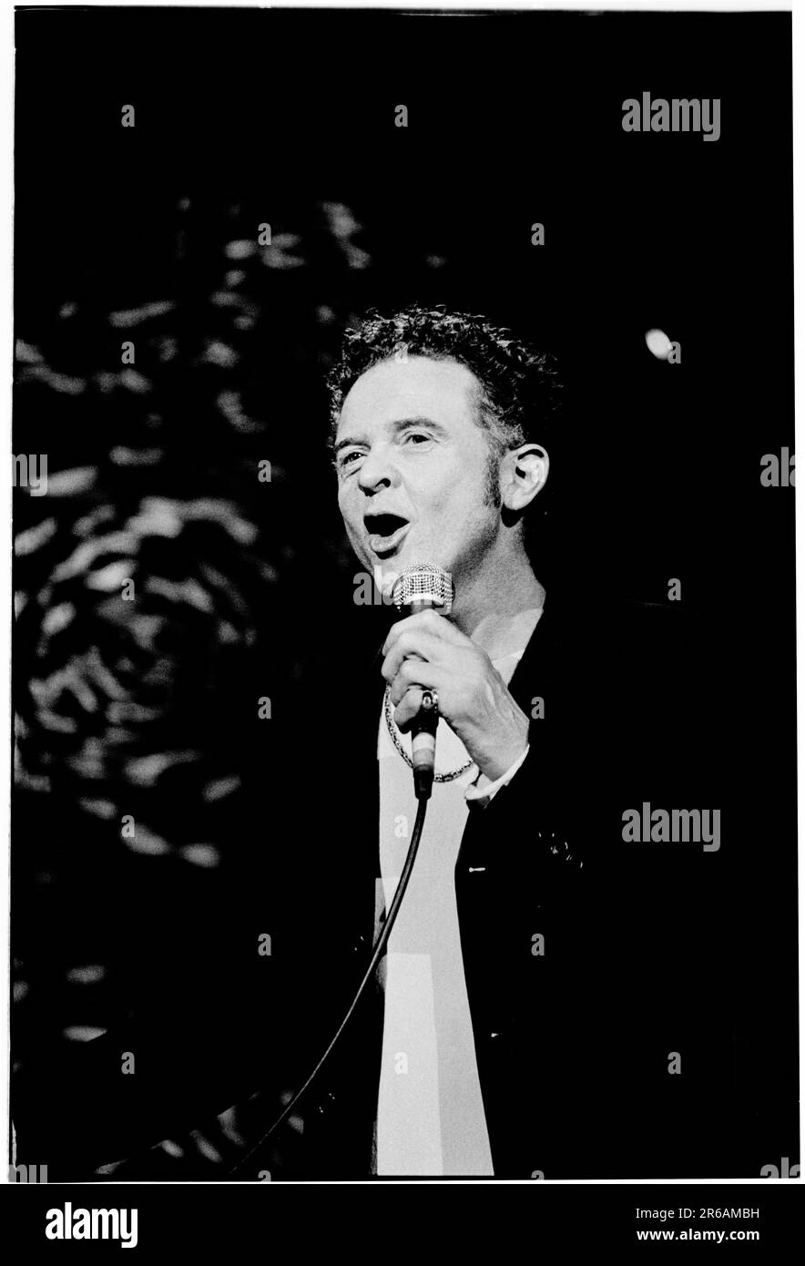 Band live lights Cut Out Stock Images & Pictures - Alamy