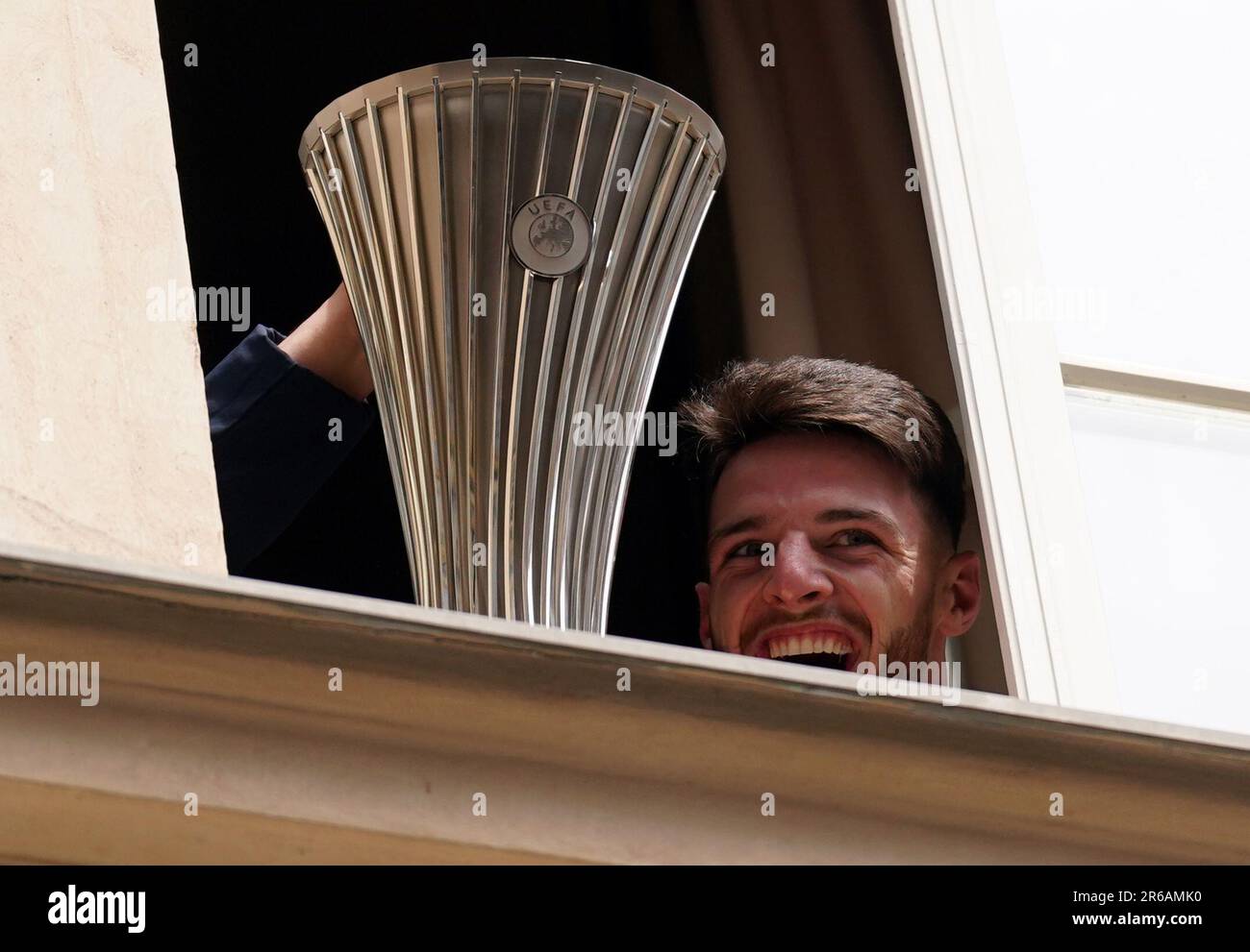 West ham trophy lift uefa hi-res stock photography and images - Alamy