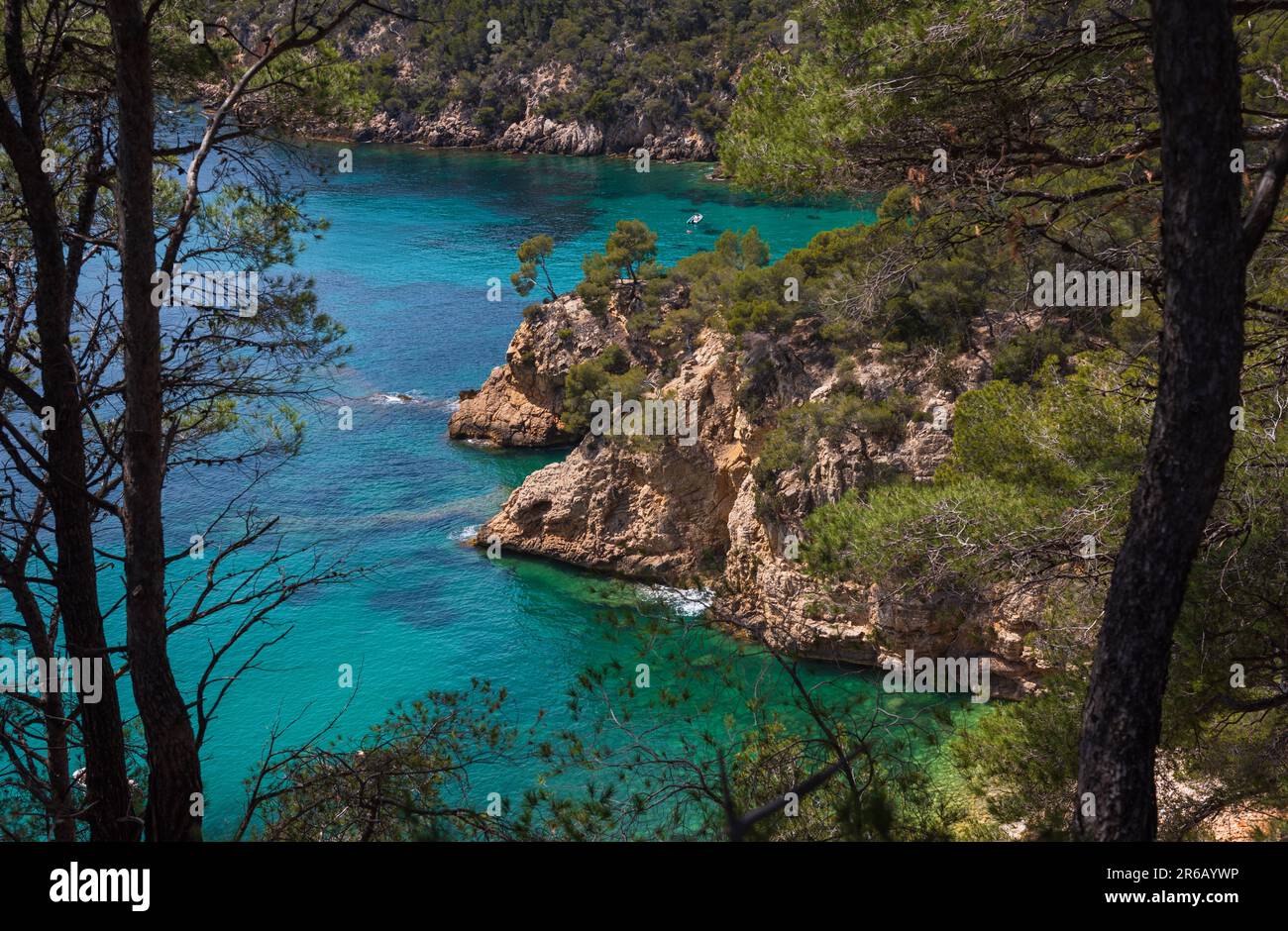 Calanque de Port d'Alon landscape (between Saint-Cyr-sur-Mer and Bandol ...