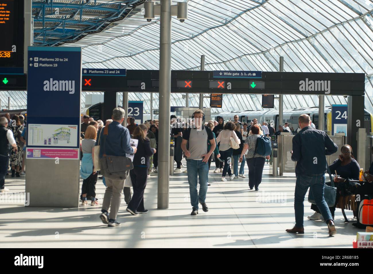 London, UK. 7th June, 2023. It was a busy day at Waterloo Railway ...