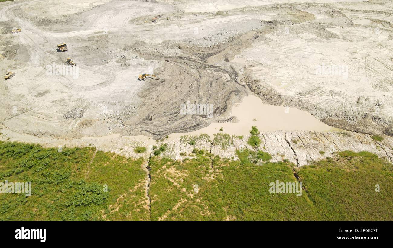 Coal Mining (Open Pit Mining Stock Photo - Alamy Coal Mining (Open Pit Mining Stock Photo - Alamy