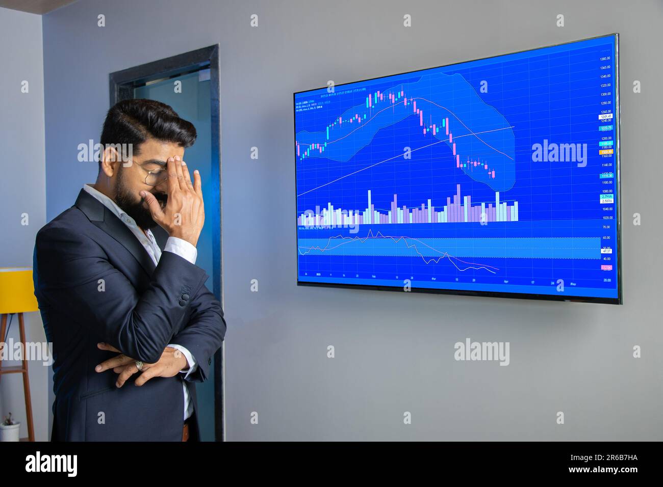 Stock market crash screen hi-res stock photography and images - Alamy