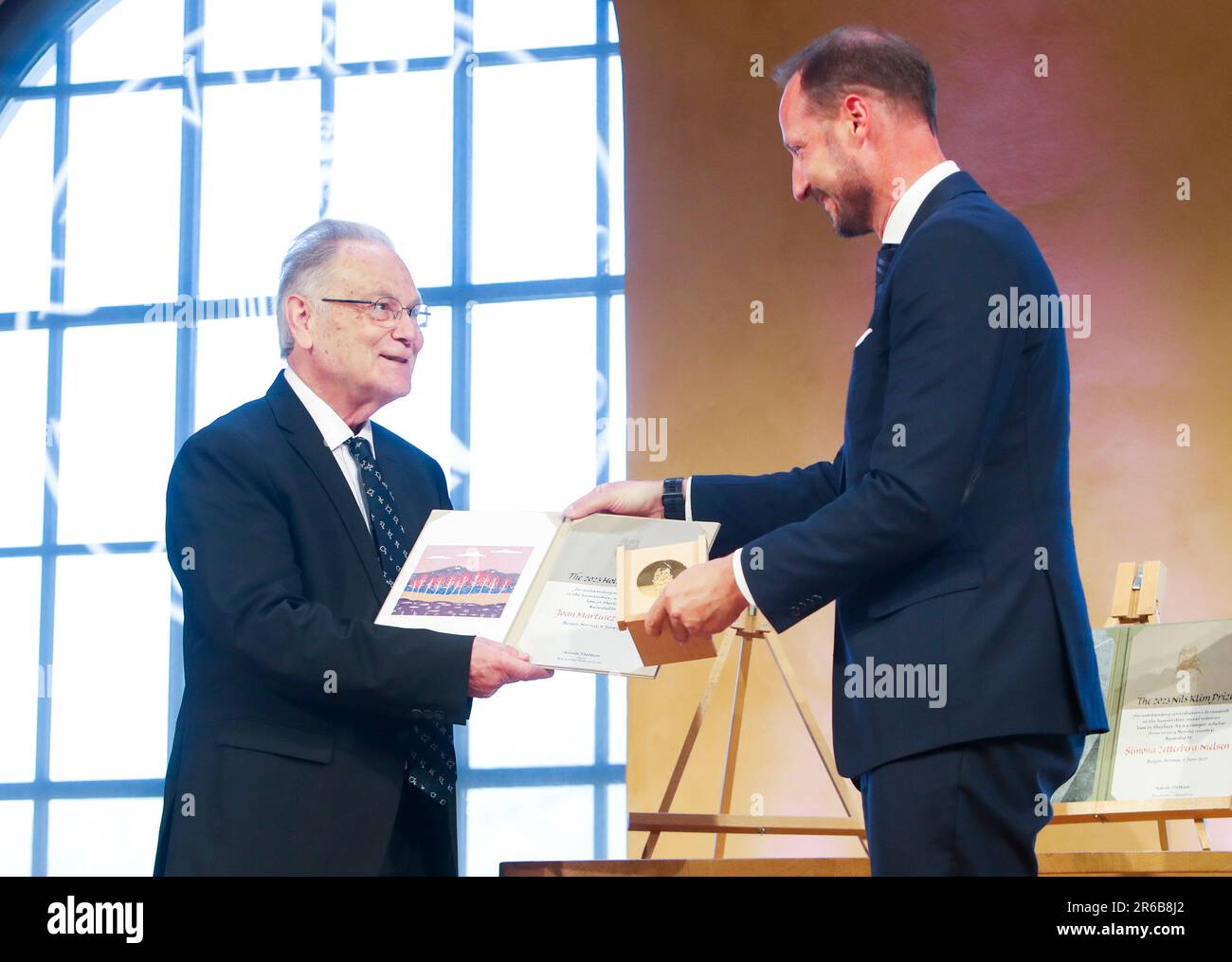 Bergen 20230608.Crown Prince Haakon presents the Holberg Prize to Joan ...