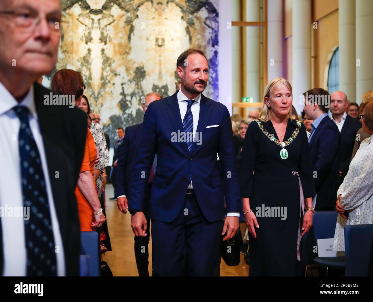 Prince haakon university hi-res stock photography and images - Alamy