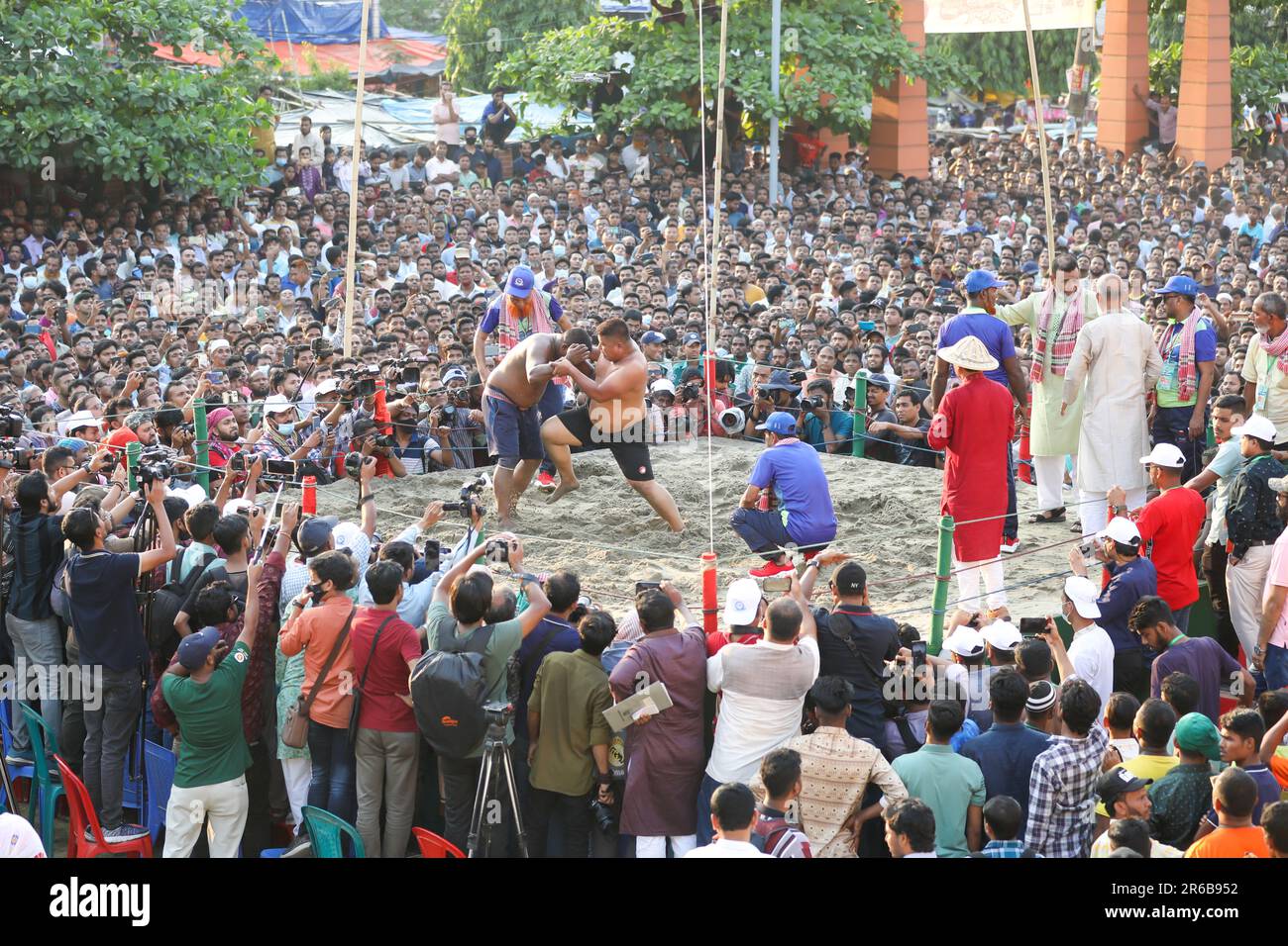Chittagong, Bangladesh. 25th Apr, 2023. Abdul Jabbar, a resident of ...