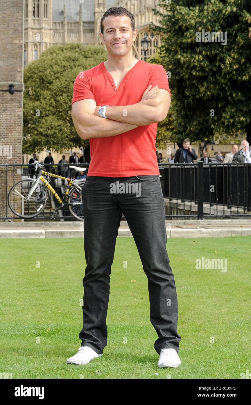 Lee Latchford Evans attends "Better Breakfast Campaign" Photocall" held ...