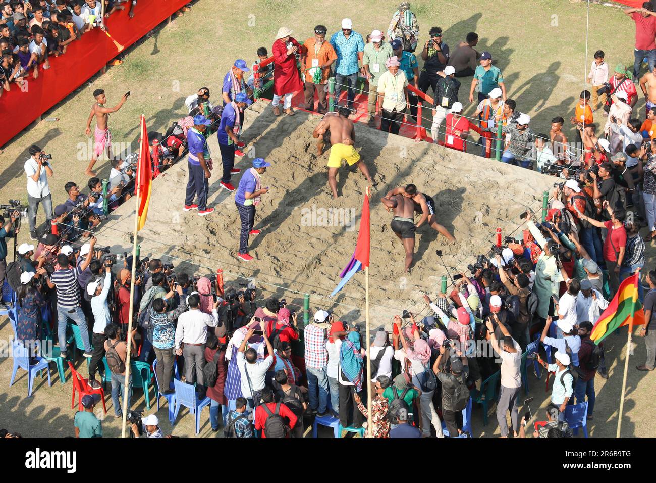 Chittagong, Bangladesh. 25th Apr, 2023. Abdul Jabbar, a resident of ...