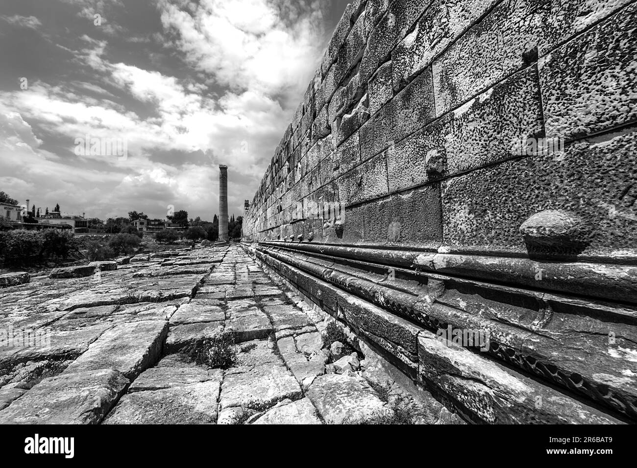 The Temple of Apollo in Didim, located 18 kilometers south of Miletus ...
