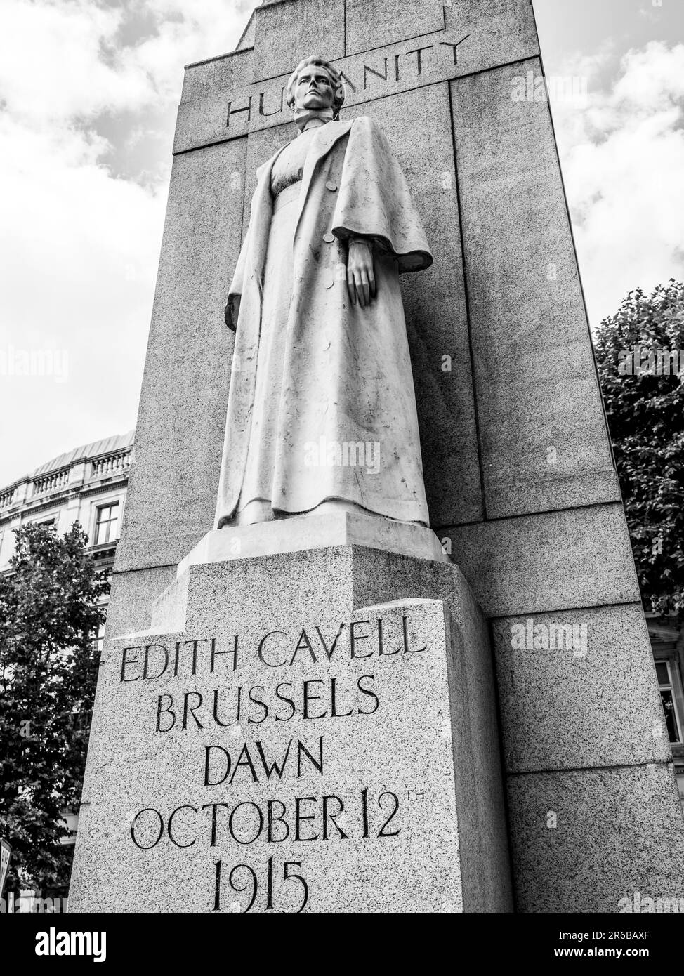 Edith Cavell Statue, London, England, UK, GB Stock Photo - Alamy