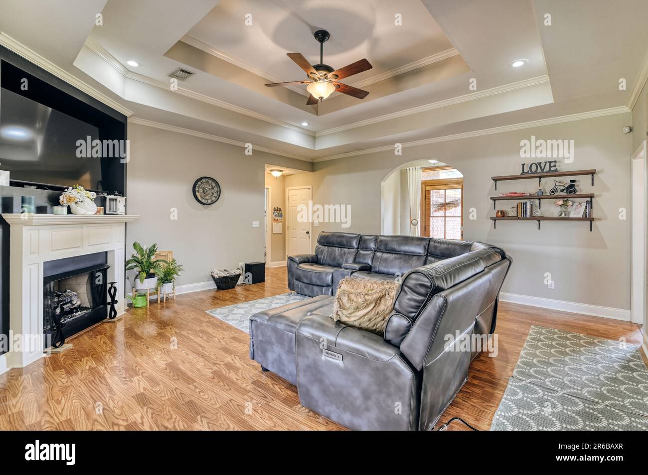 A modern living room with a very open and airy design Stock Photo - Alamy