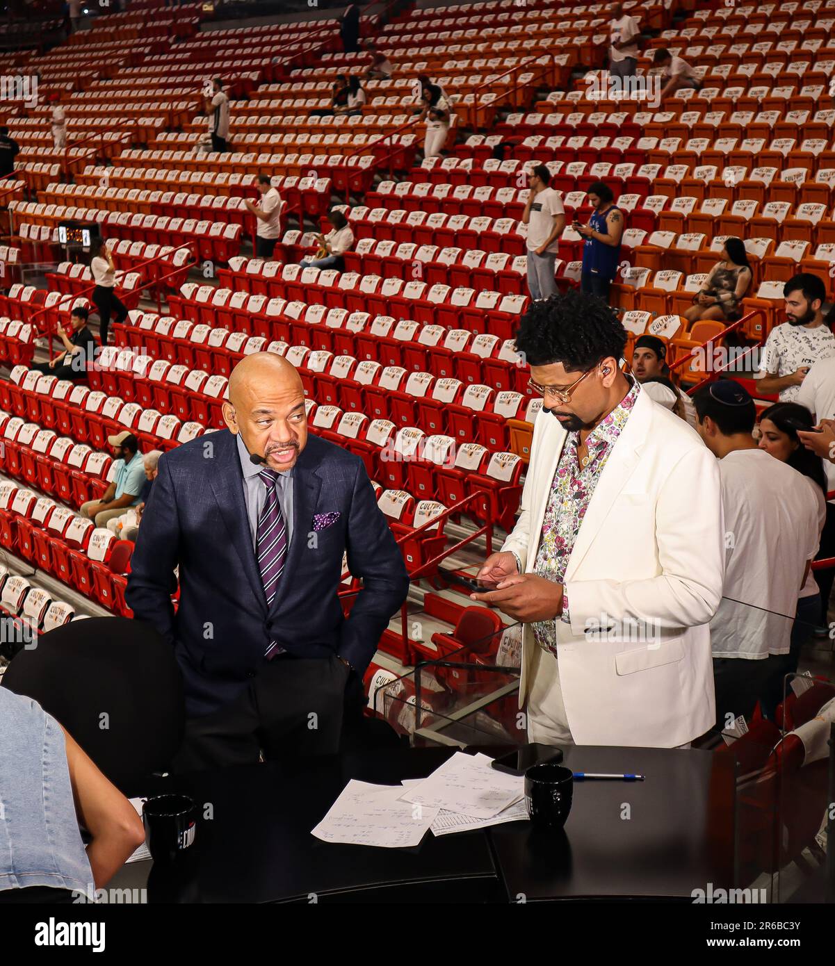 Jalen rose nuggets hi-res stock photography and images - Alamy