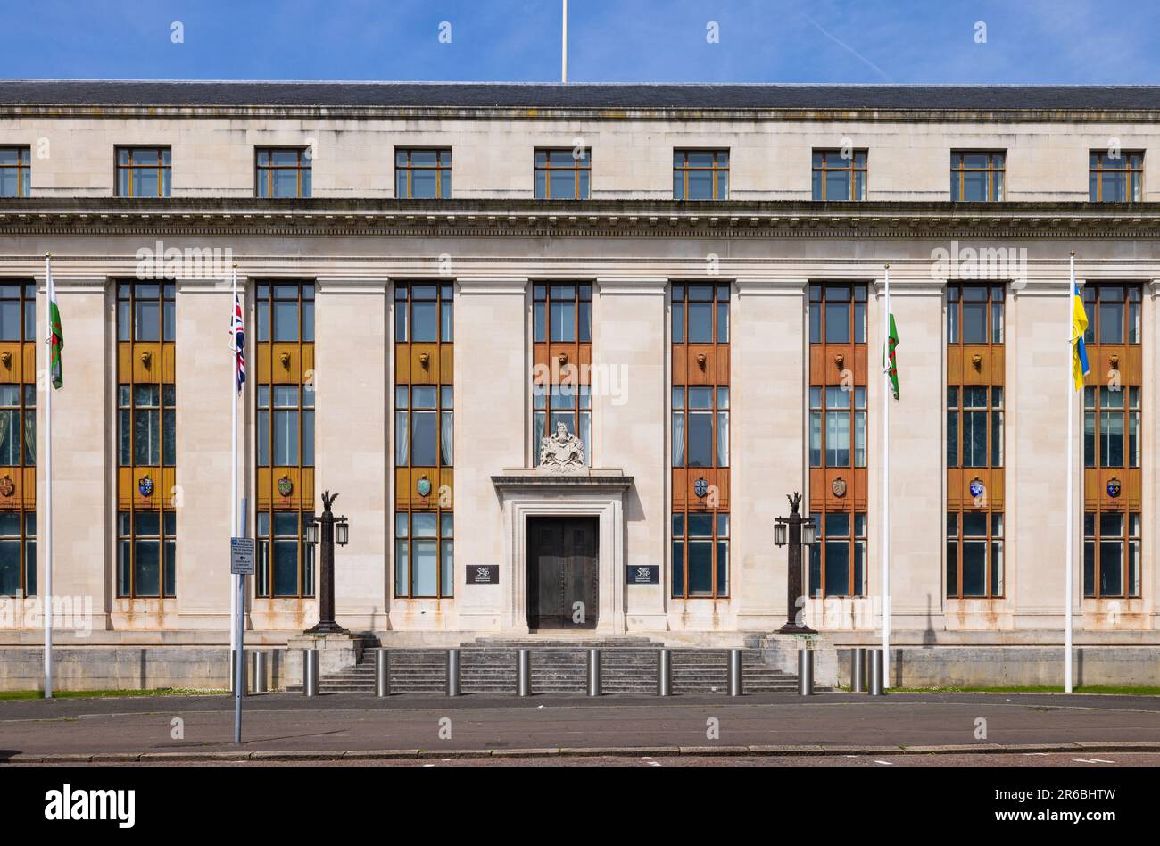Cathays Park 1, Welsh Government Offices at Cathays Park, Cardiff ...
