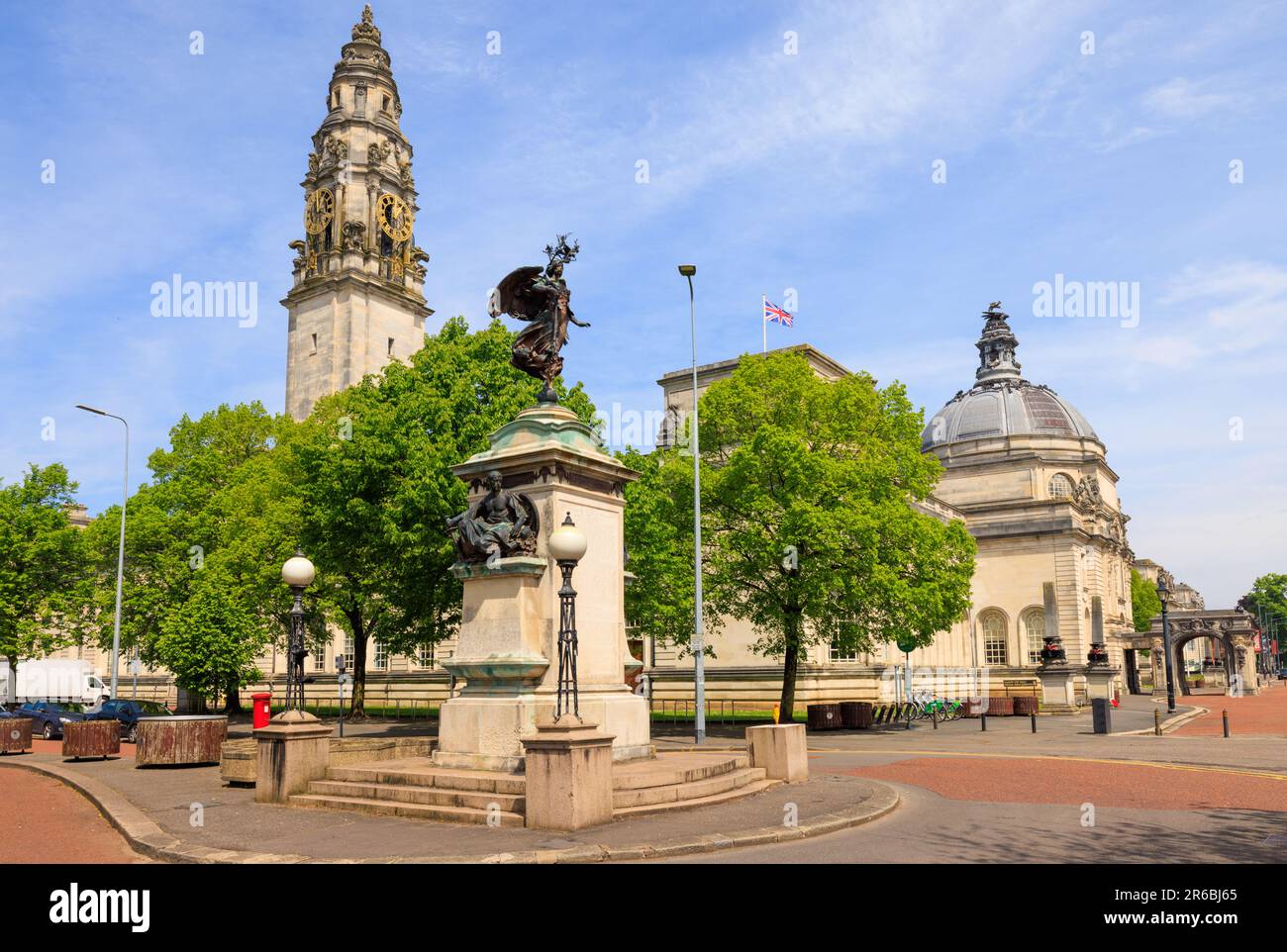 Cathays Park, Cardiff Stock Photo - Alamy