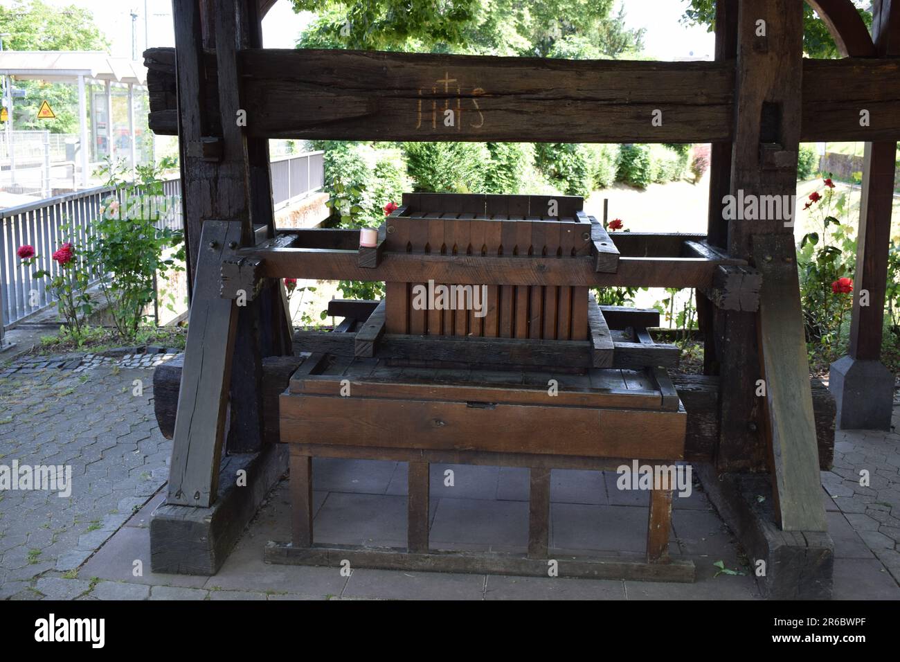Medieval wine press hi-res stock photography and images - Alamy