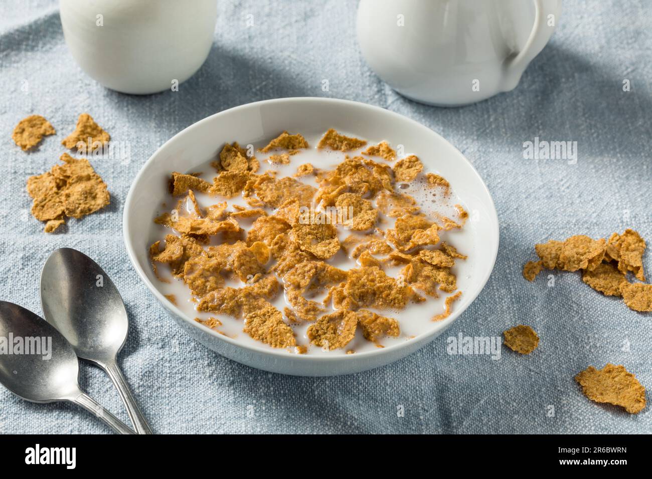 Homemade Healthy Corn Flakes with Whole Milk Stock Photo - Alamy