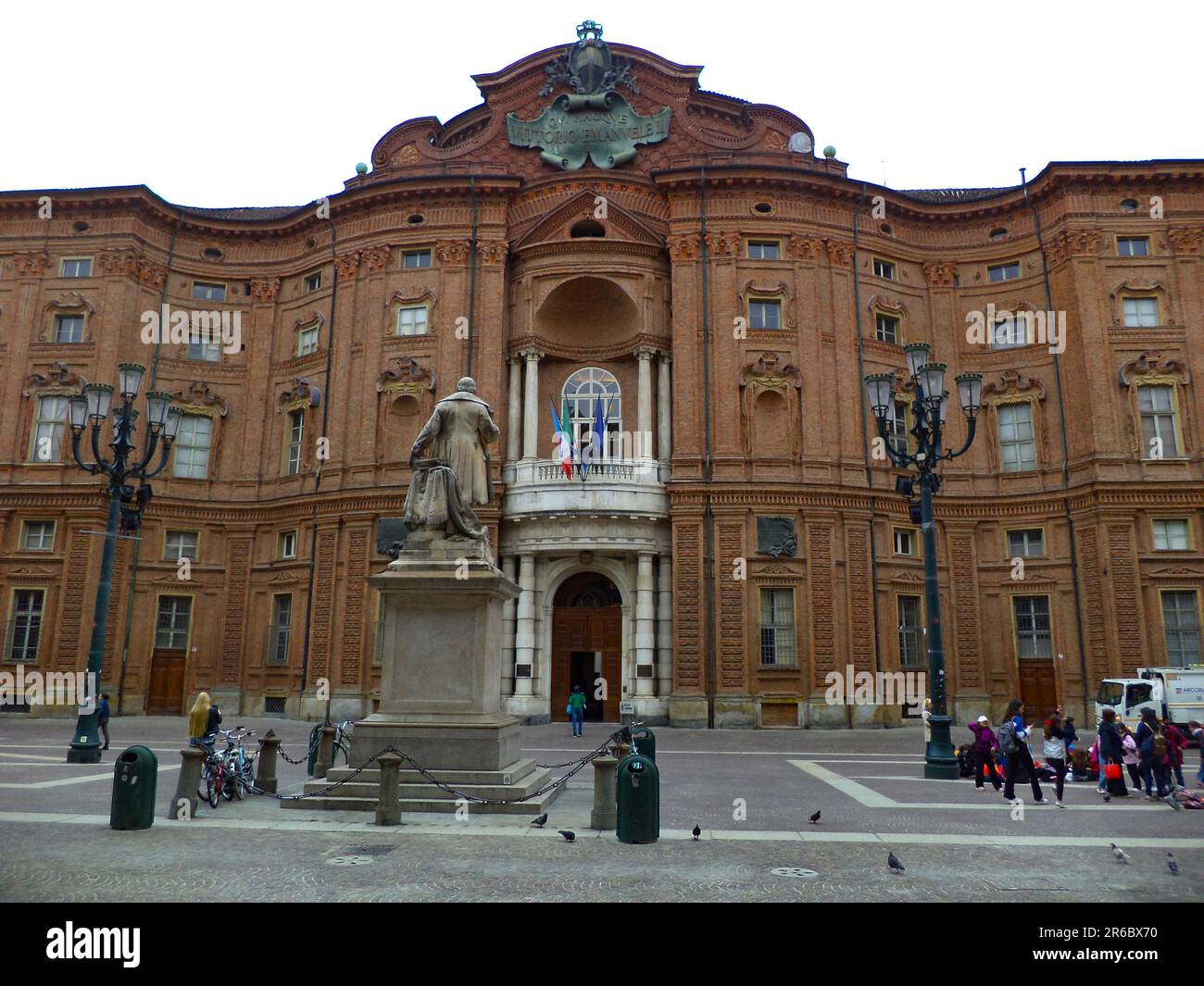 Palazzo Carignano, birthplace of Carlo Alberto, V. Emanuele II and ...