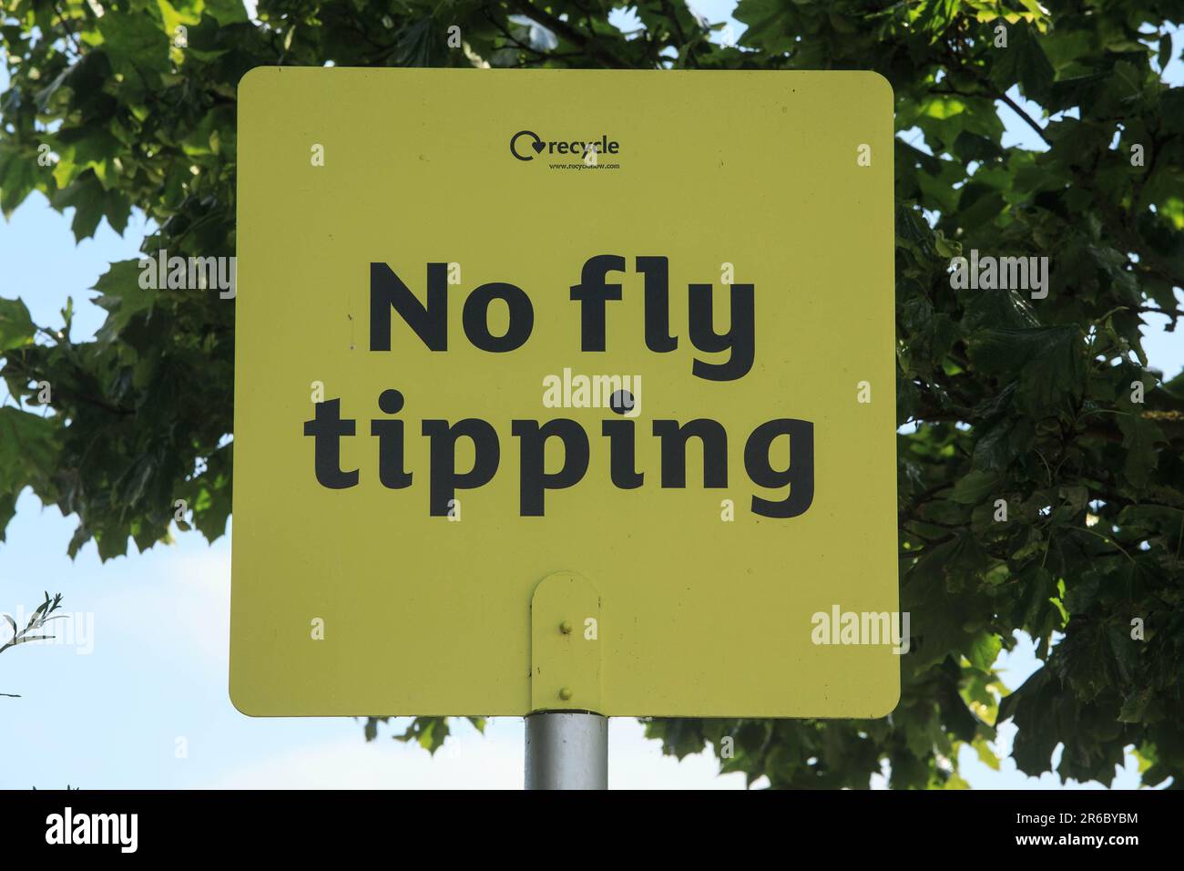 No fly tipping sign Stock Photo - Alamy