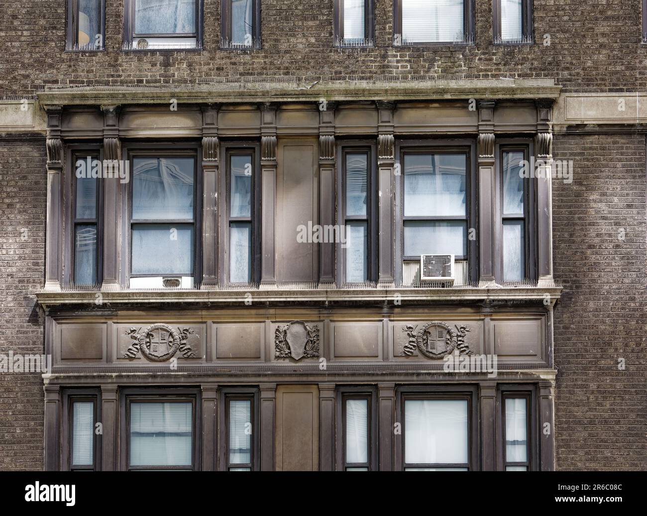 Emery Roth designed this 1924 apartment building with a courtyard ...
