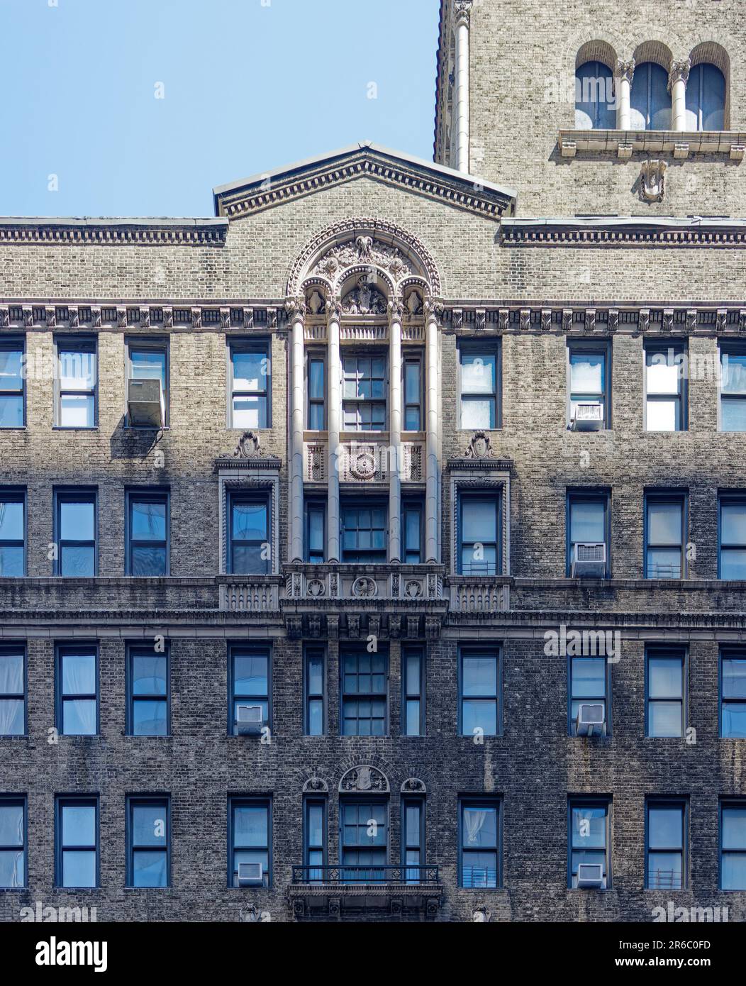 Emery Roth designed this 1924 apartment building with a courtyard ...