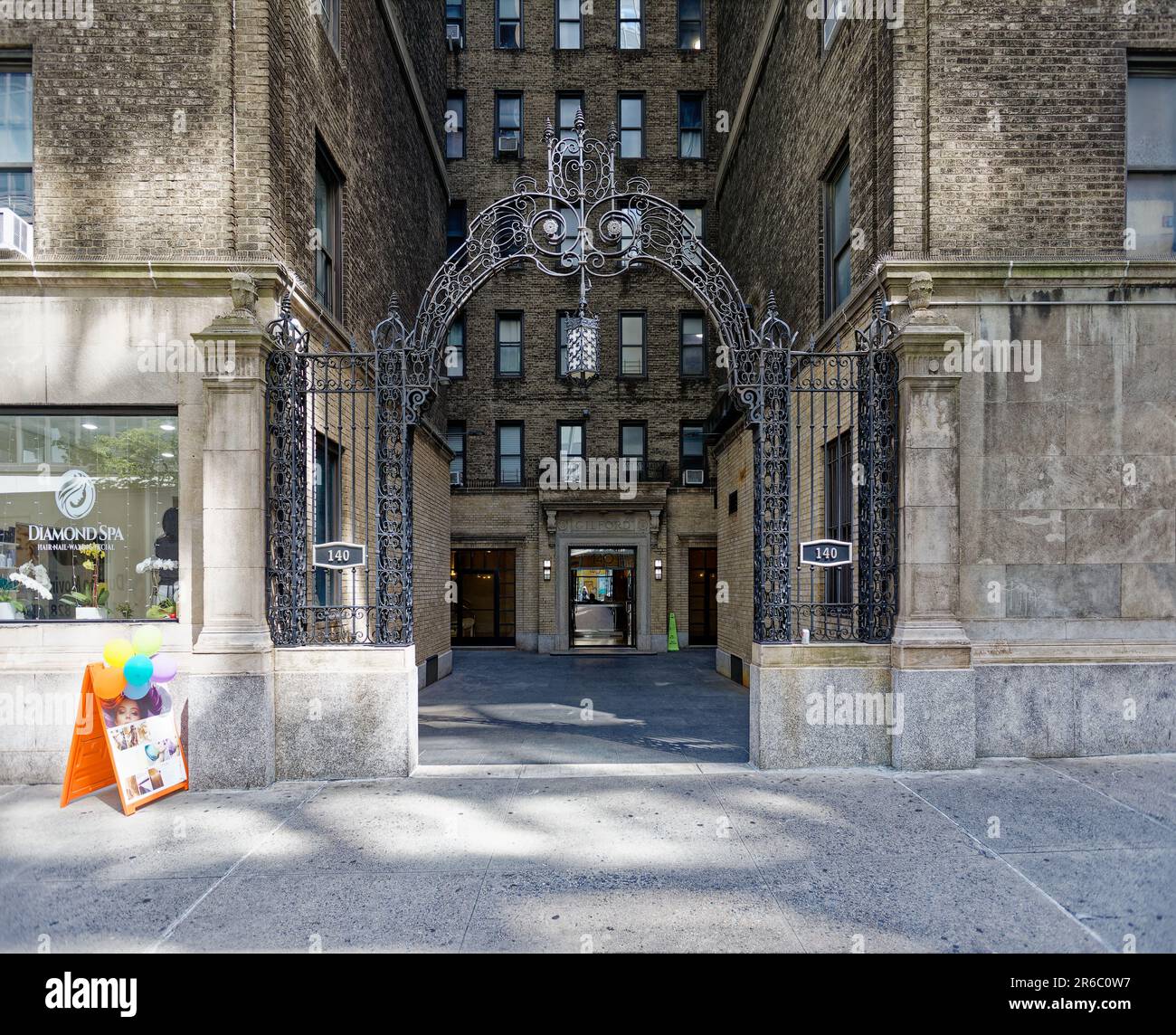 Emery Roth designed this 1924 apartment building with a courtyard ...