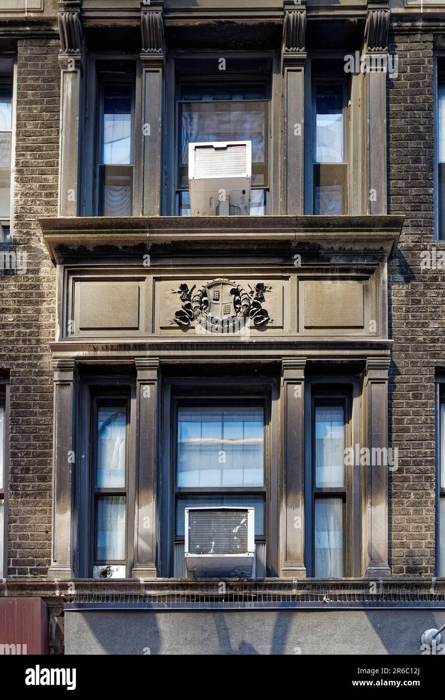 Emery Roth designed this 1924 apartment building with a courtyard ...