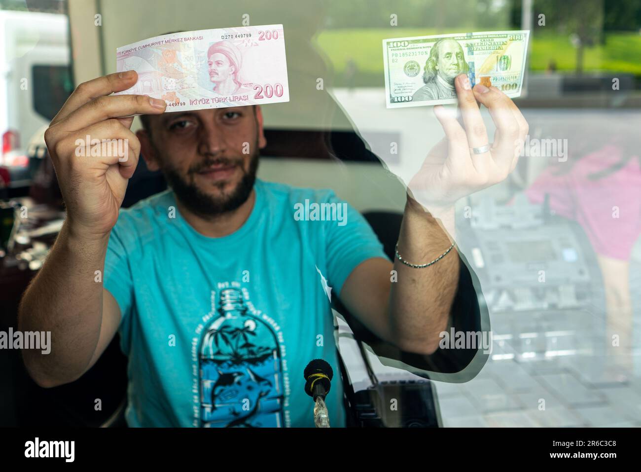 200 tl lira a hi-res stock photography and images - Alamy