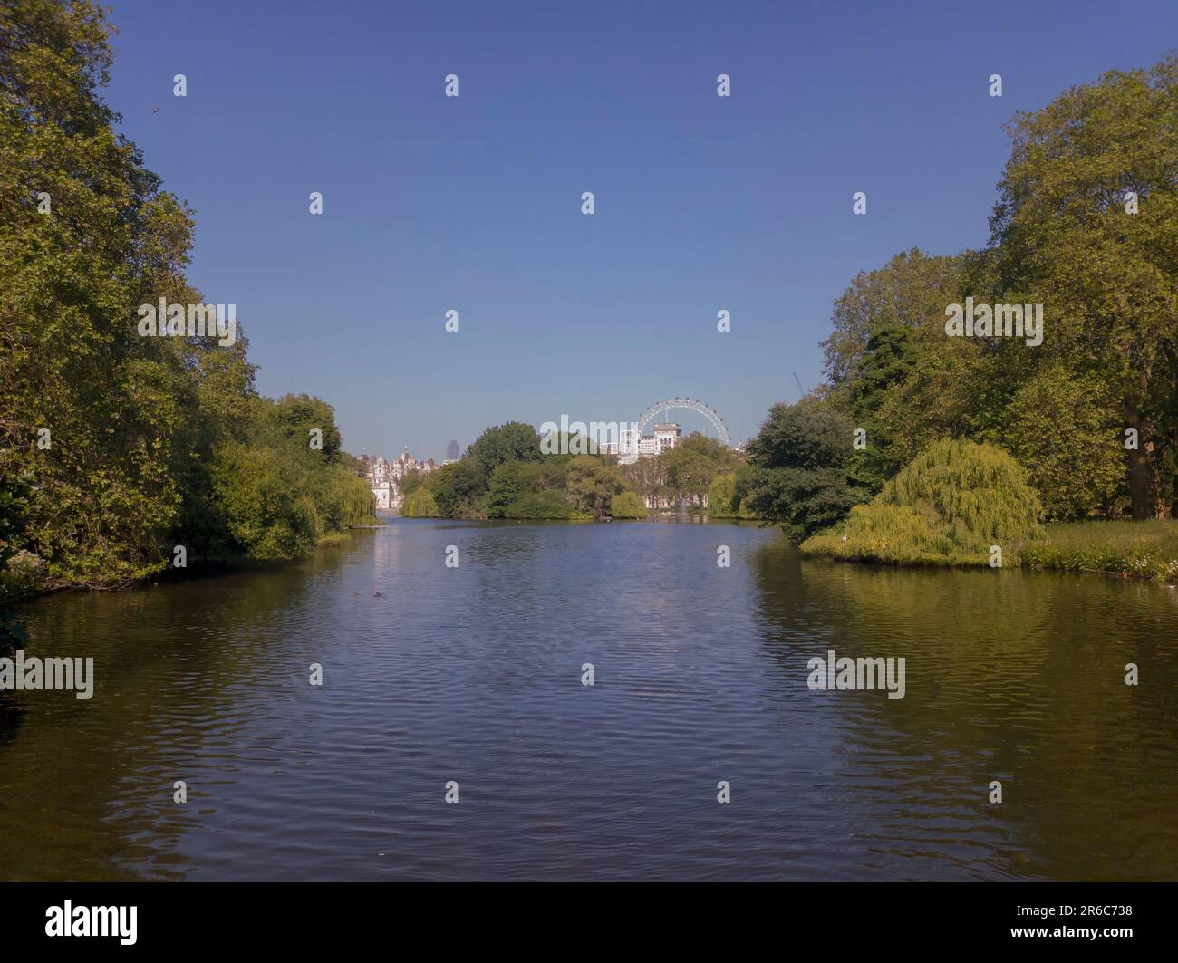 A summers day in St James Park in central London, UK Stock Photo - Alamy