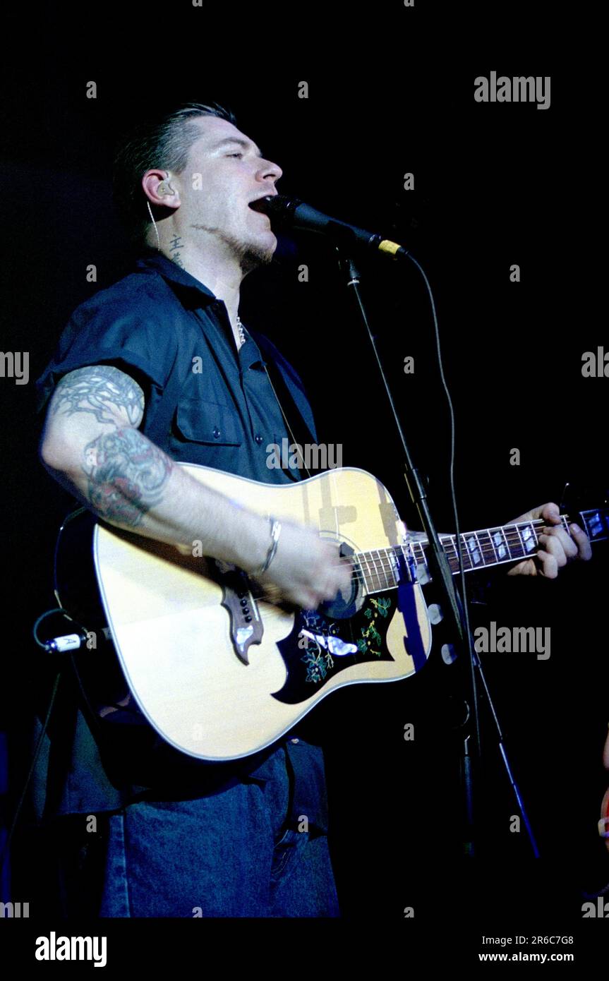 Everlast live concert hi-res stock photography and images - Alamy