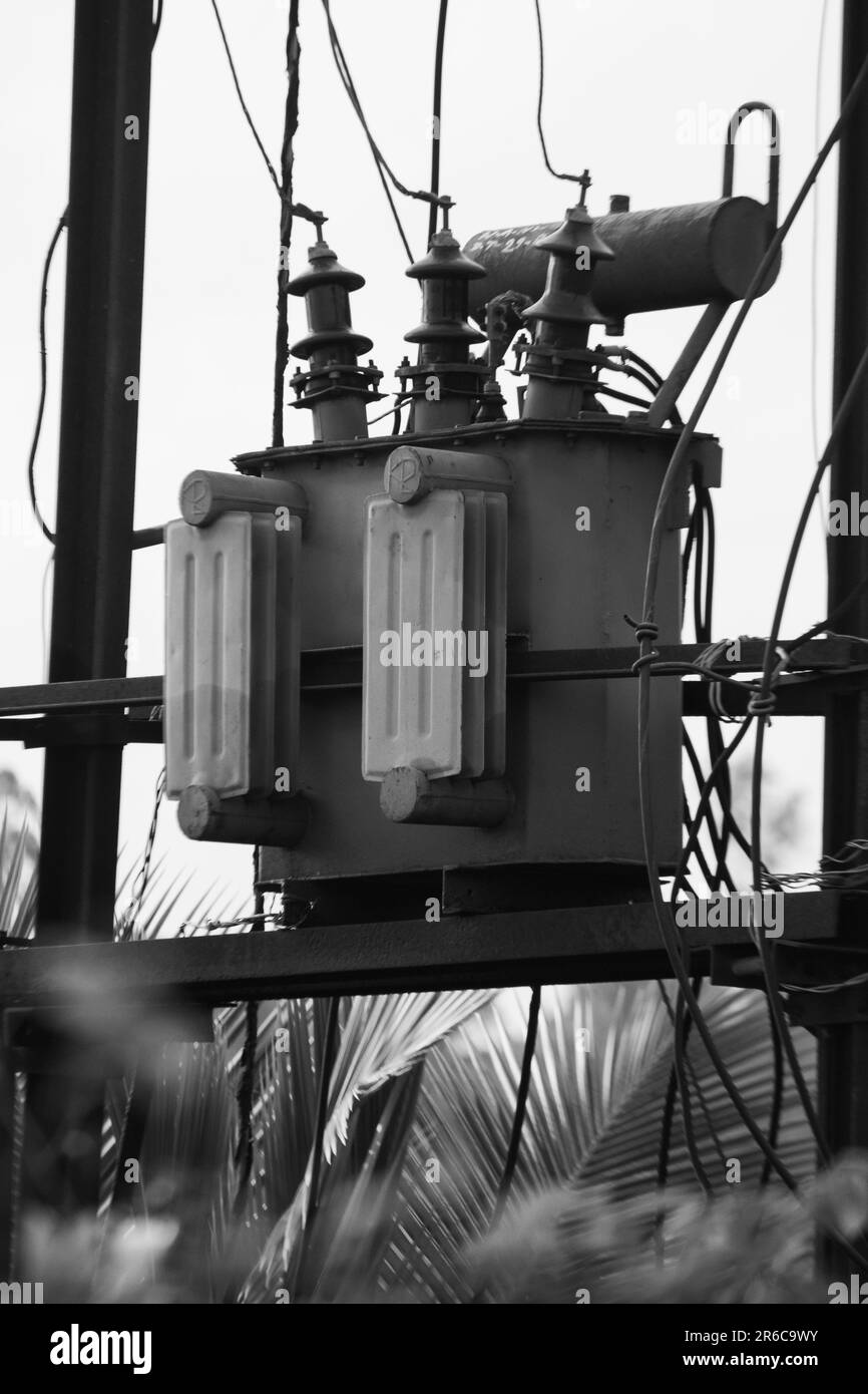 Electric transformer hi-res stock photography and images - Alamy