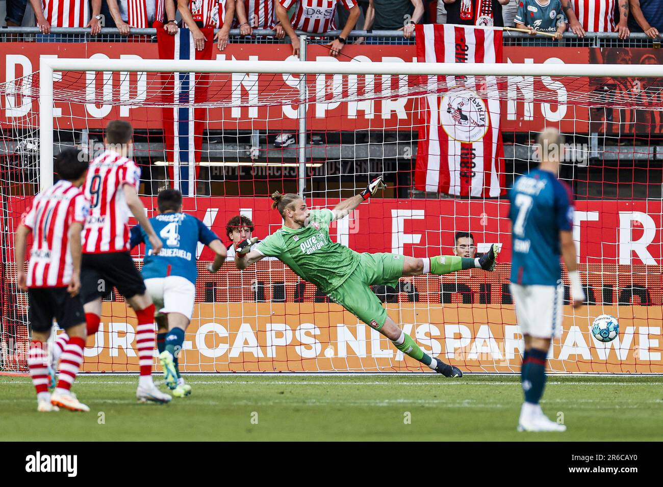 ROTTERDAM - FC Twente goalkeeper Lars Unnerstall cannot stop the ...