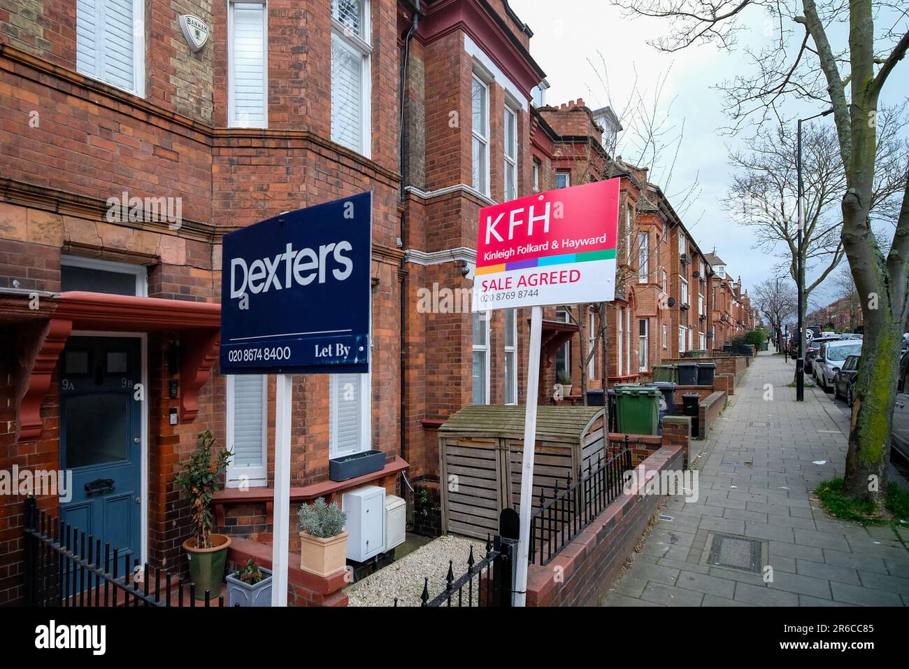Loughborough junction train hi-res stock photography and images - Alamy