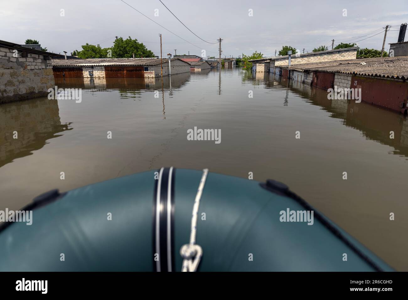 Kherson, Ukraine. 8th June, 2023. A boat piloted by Pastor Bill Rigsby ...