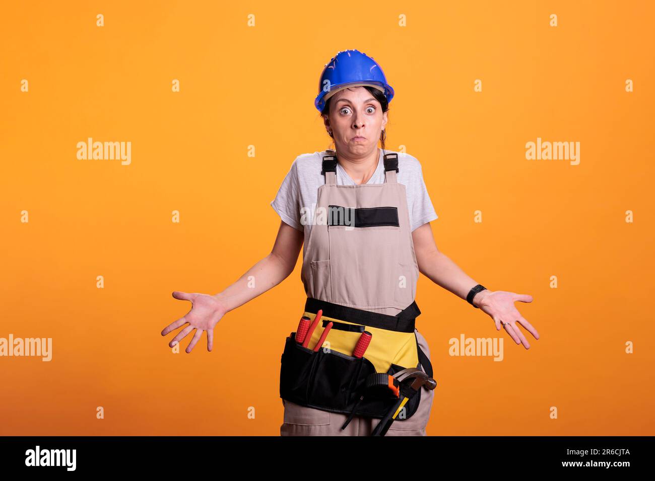 Construction worker doing i dont know sign and being clueless, acting ...