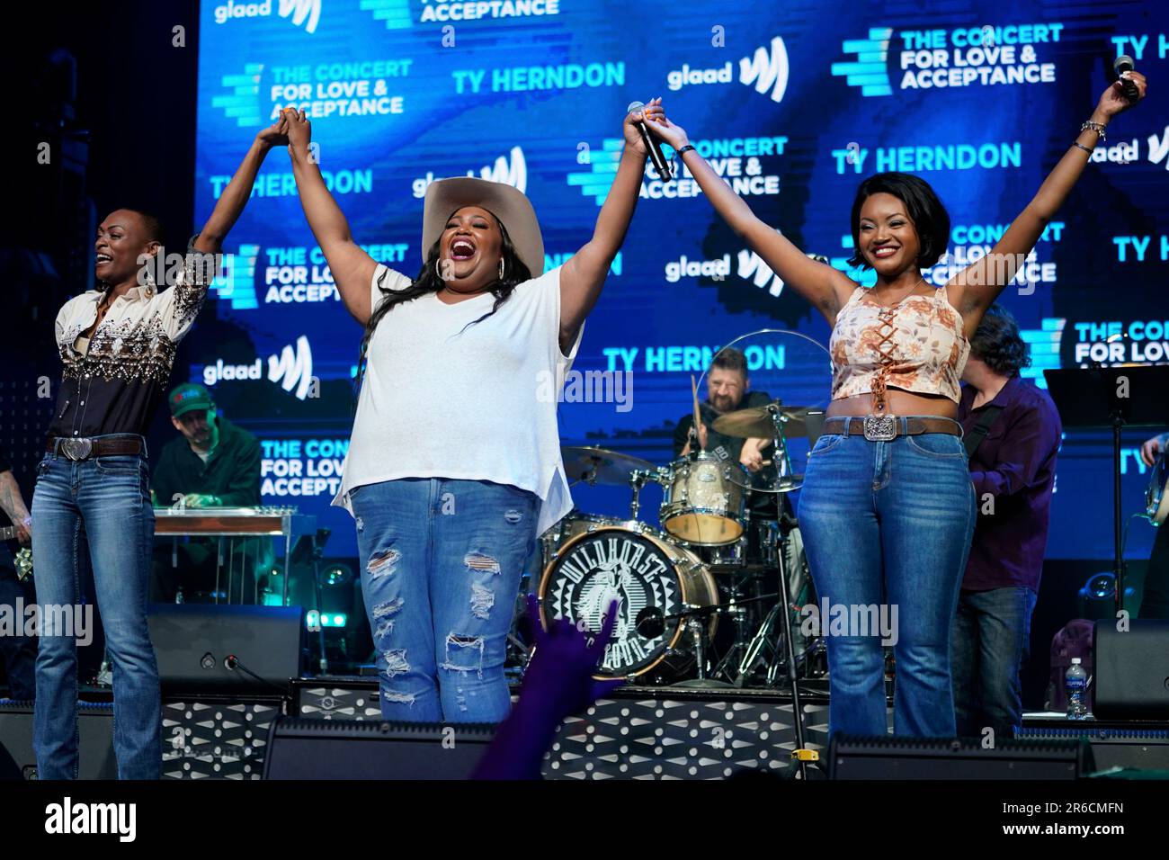 Trea Swindle, left, Danica Hart and Devynn Hart, of the musical group ...