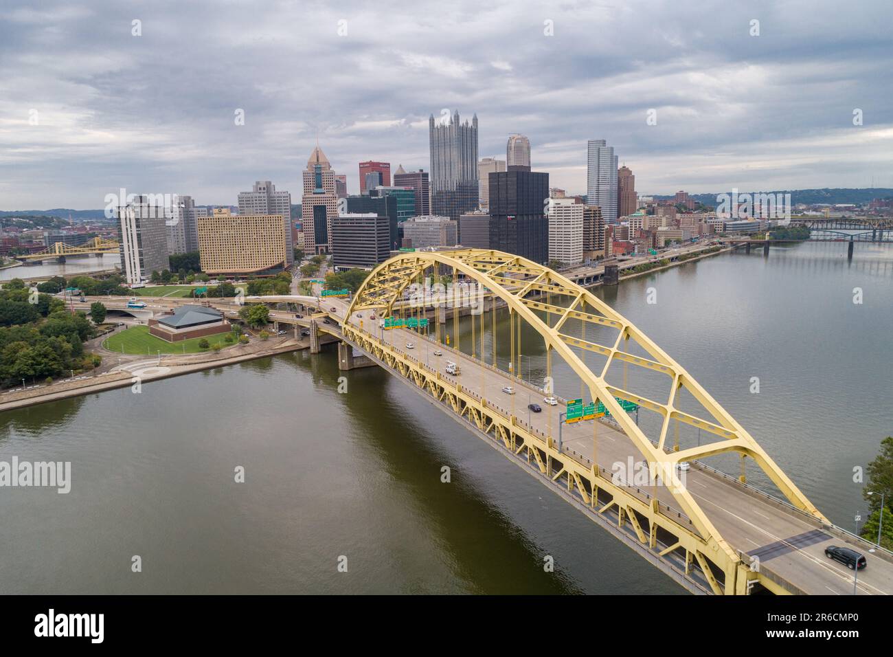 Fort Pitt Bridge in Pittsburgh, Pennsylvania. Monongahela river and ...
