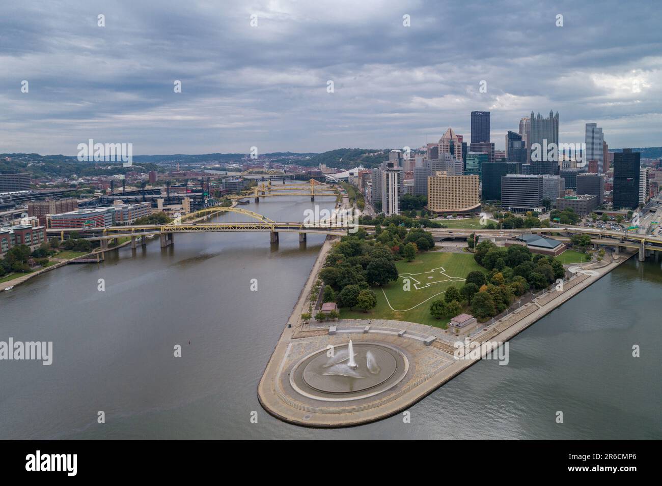 Point State Park and Fountain in Pittsburgh, Pennsylvania. Fort Pitt ...