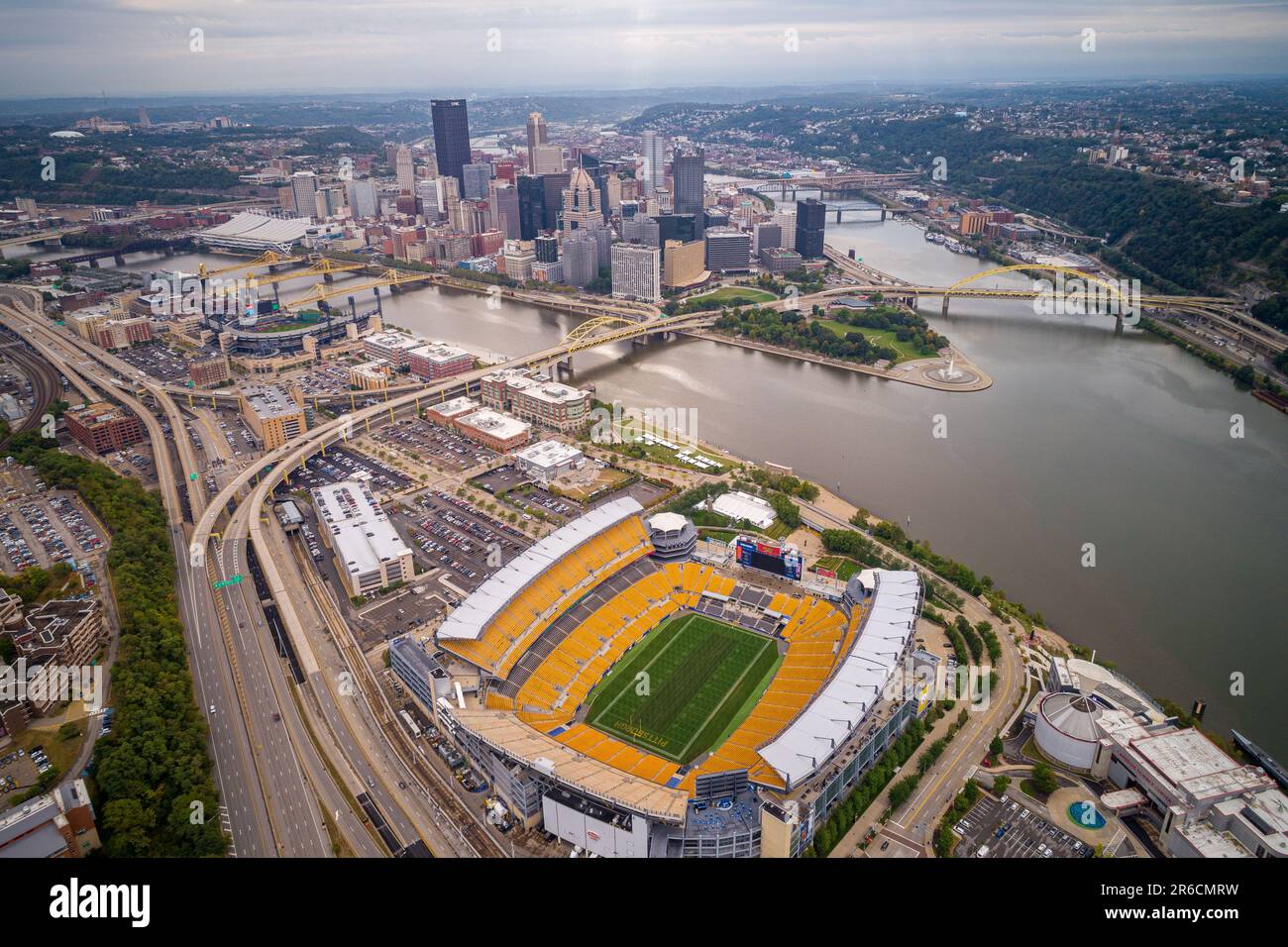 Pittsburgh Heinz Field stadium located in the Pittsburgh, Pennsylvania ...
