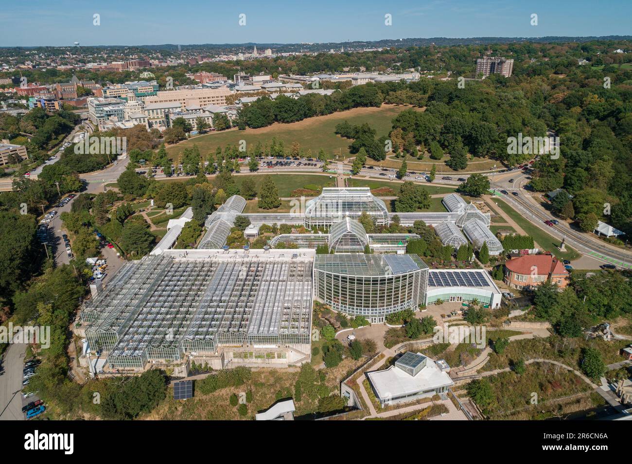 Phipps Conservatory and Botanical Gardens in Pittsburgh, Pennsylvania ...