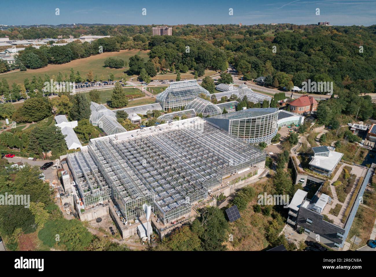 Phipps Conservatory and Botanical Gardens in Pittsburgh, Pennsylvania ...