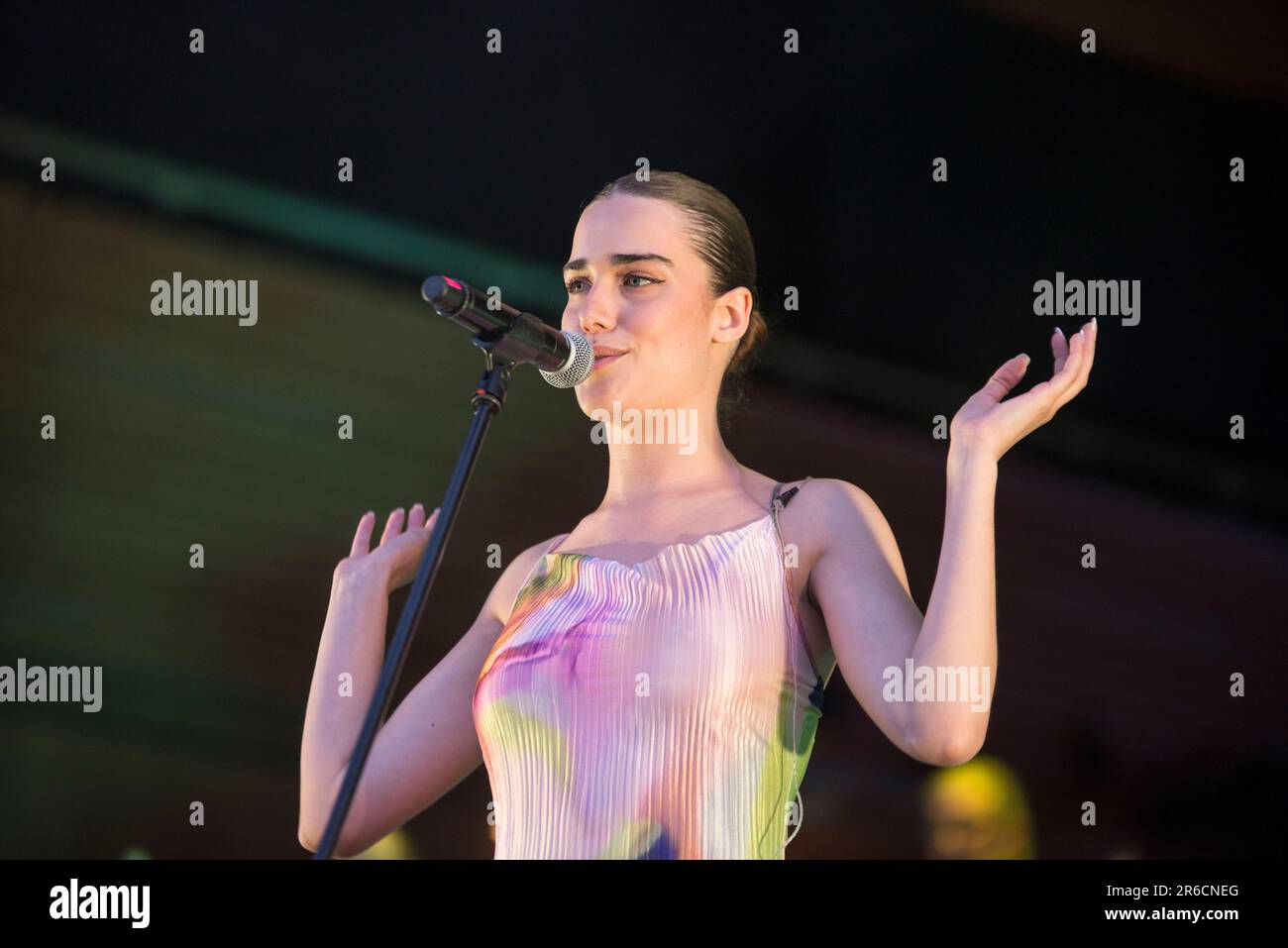 Anna favella hi-res stock photography and images - Alamy