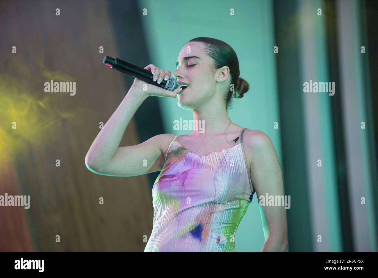 Tommaso paradiso on stage hi-res stock photography and images - Alamy