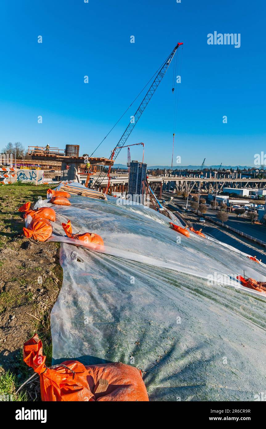 Freeway construction workers cement forms hi-res stock photography and ...