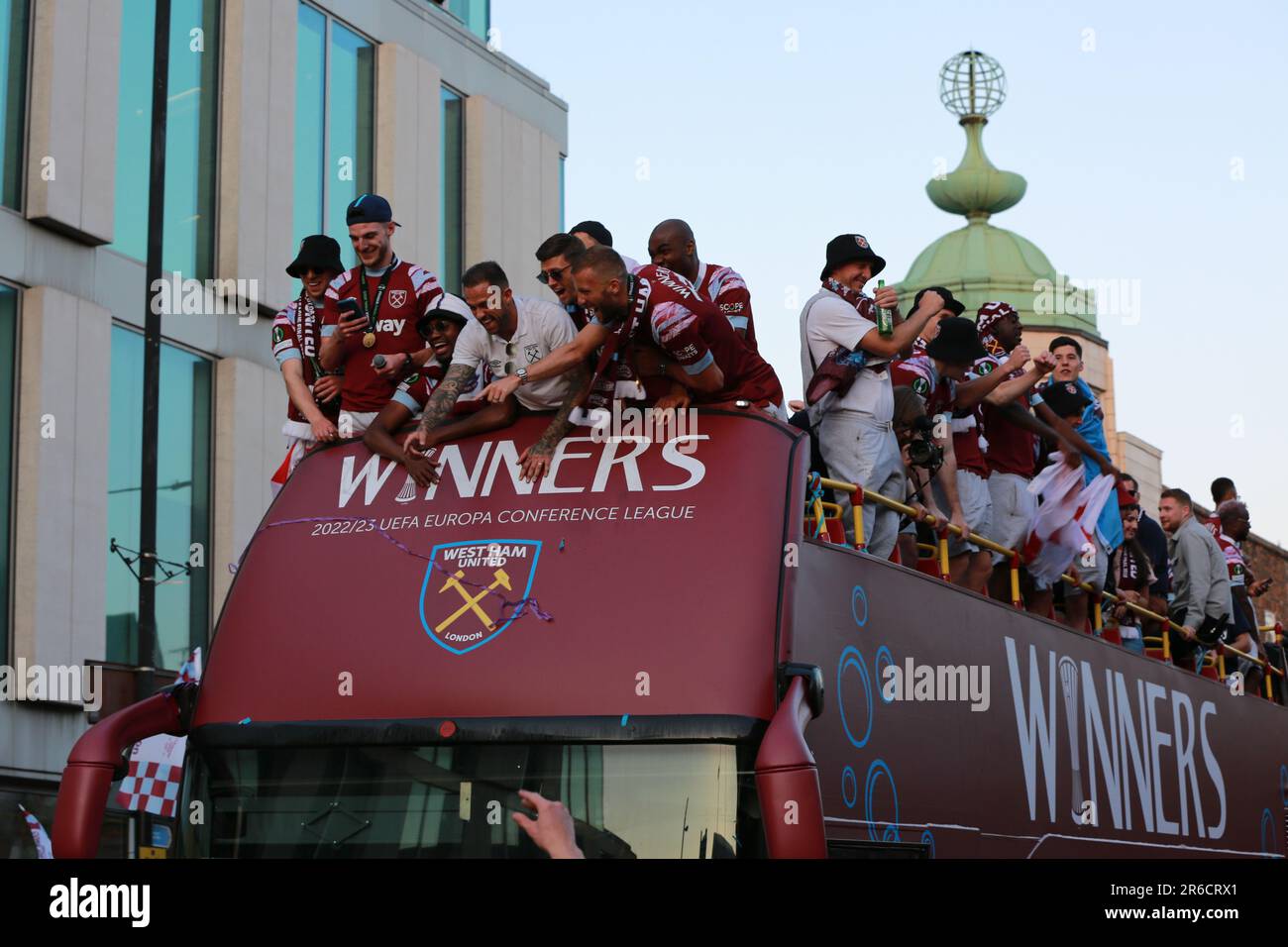 London, UK. 08 June 2023. West Ham United trophy parade after winning ...
