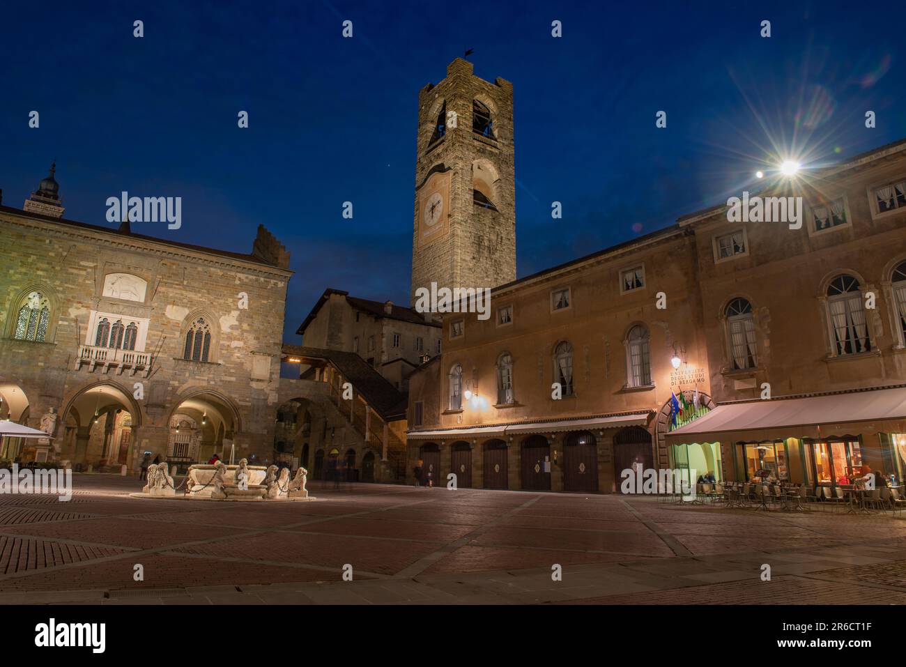 The old square in the center of the upper town of Bergamo Stock Photo ...
