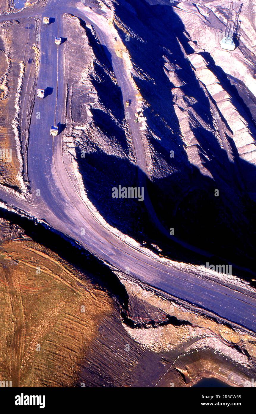 Opencast mining in Northumberland with the massive crane Big Geordie ...