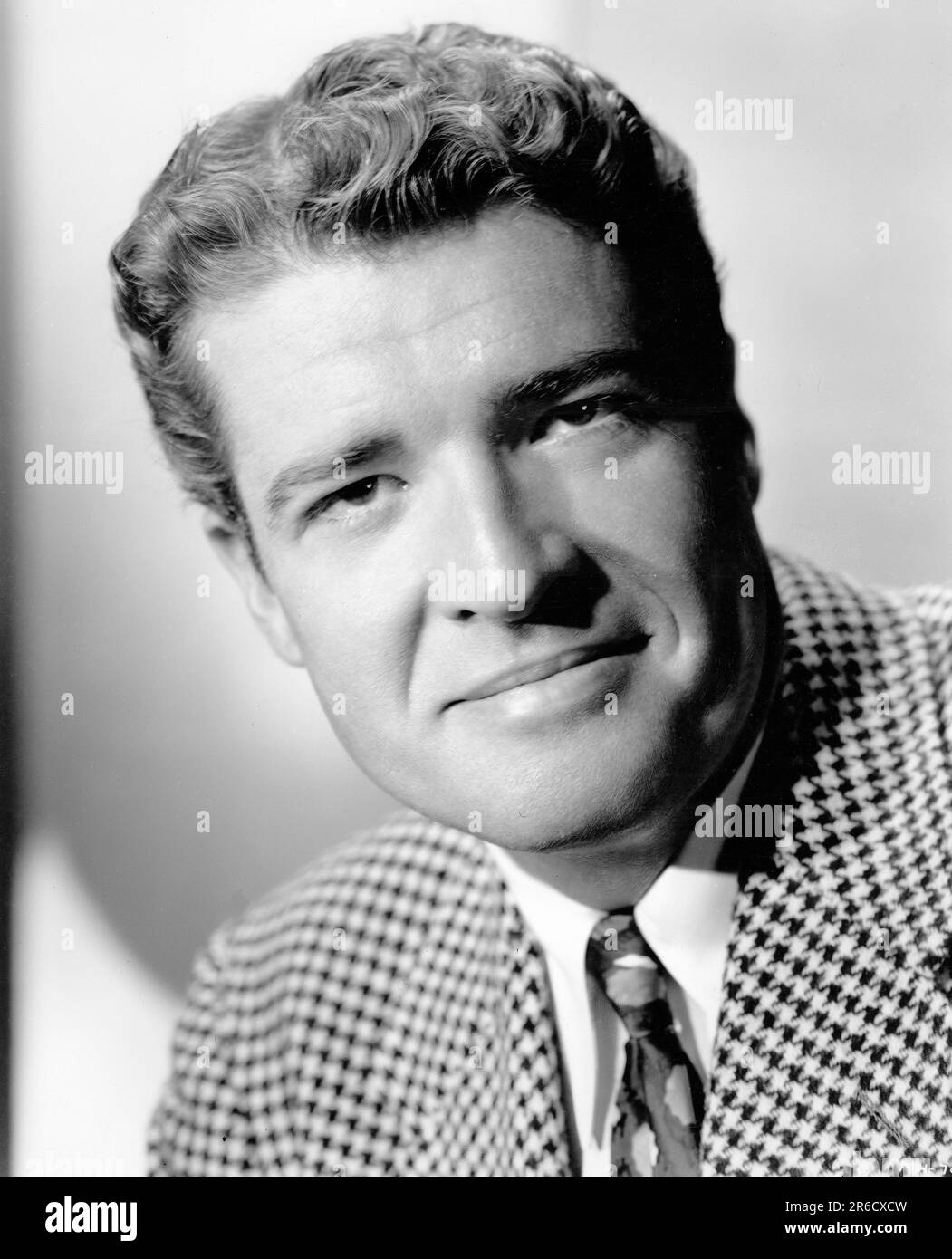 Michael Harvey (1917-1955), American Actor, head and shoulders ...
