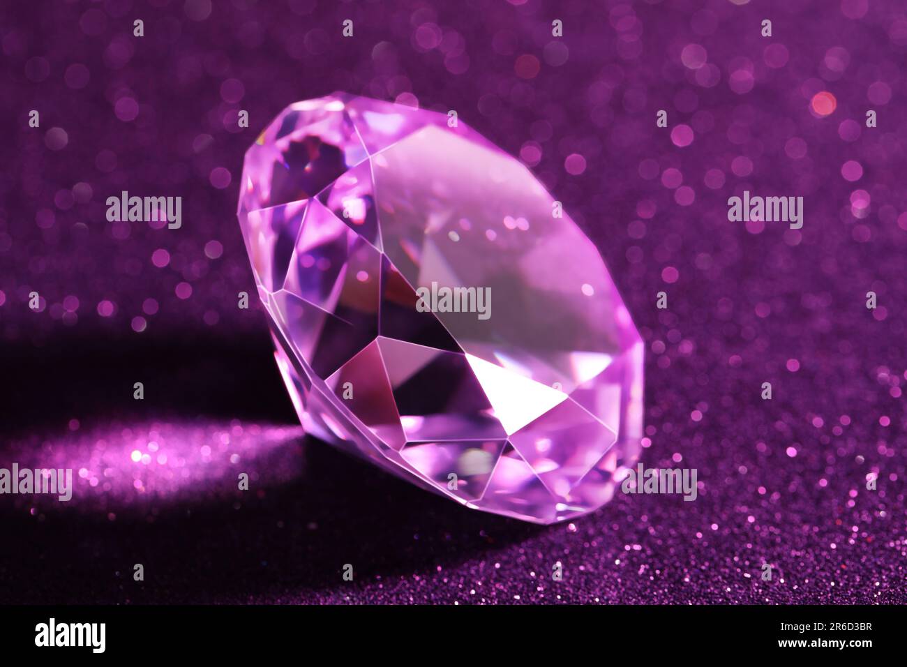 Big purple diamond hi-res stock photography and images - Alamy